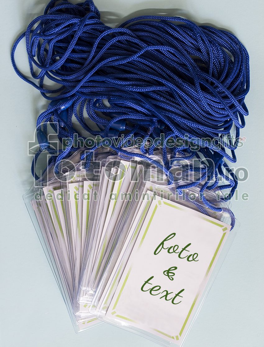 Ecusoane verticale transparente cu şnur