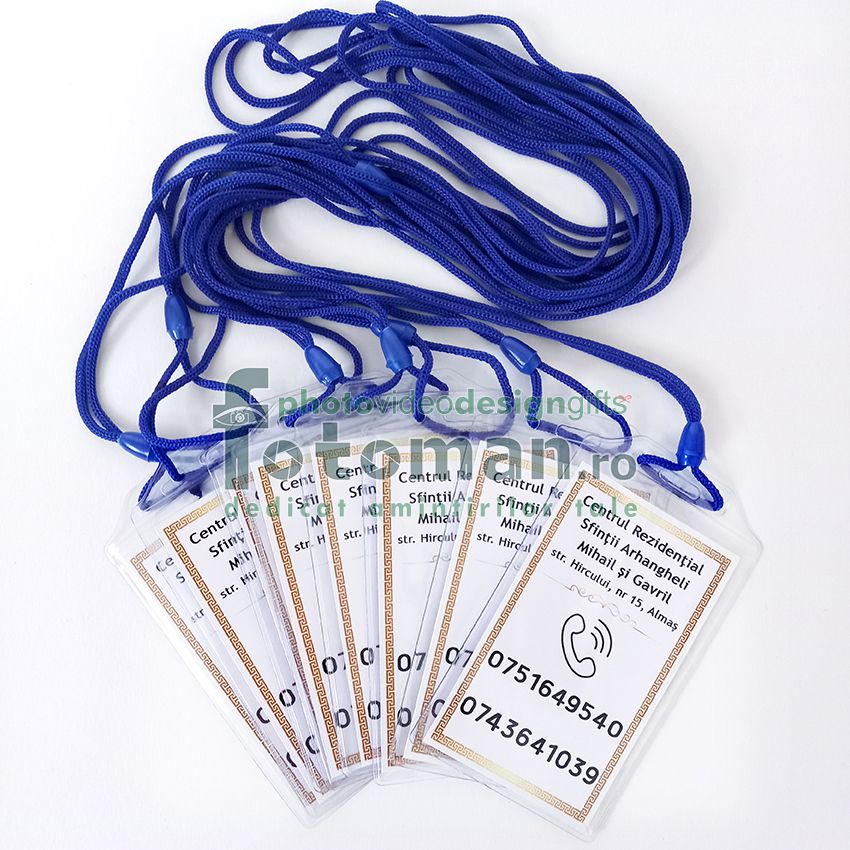 Ecusoane verticale transparente cu şnur